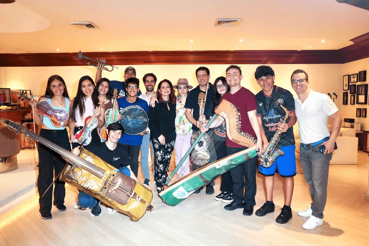 Gloria Stefan y su hija Emily estrenan el musical Basura