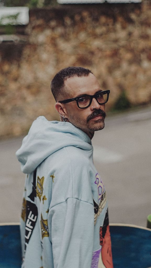 Mike Bahía regresa a sus orígenes con el estreno "Cali Buenaventura"