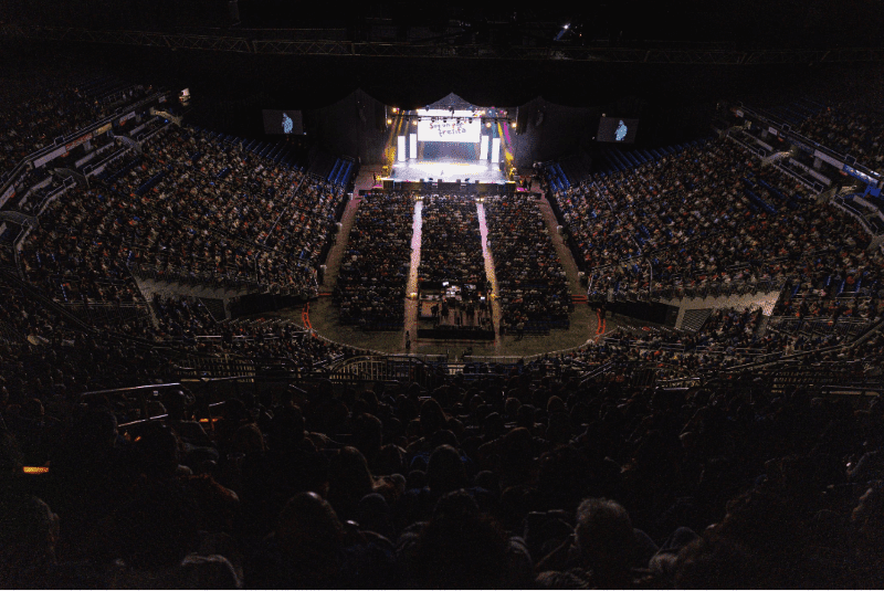 Josué Comedy, primer comediante familiar en llenar el Coliseo de Puerto ...